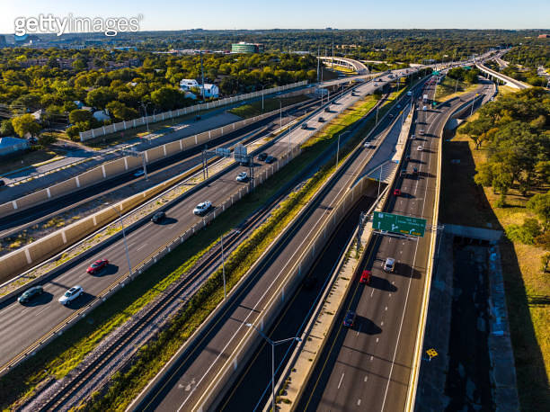 Long perspective over horizon Transportation Highway 이미지 (1447168517 ...