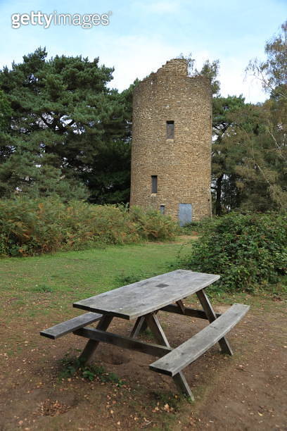 Chinthurst Hill viewing point Surrey England 이미지 (1696681630) - 게티이미지뱅크
