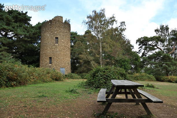 Chinthurst Hill viewing point Surrey England 이미지 (1696681627) - 게티이미지뱅크