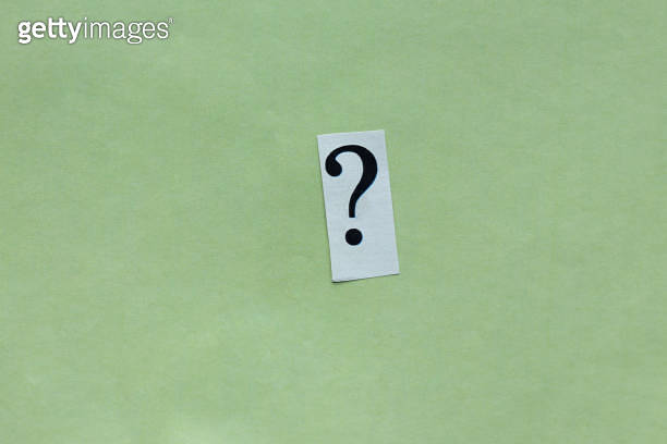 Question mark with magazine and newspaper letter 이미지 (1720563977) - 게티이미지뱅크