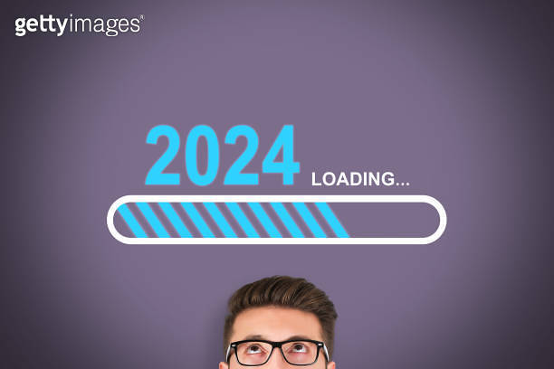 Loading New Year 2024 on Visual Screen 이미지 (1738076601) - 게티이미지뱅크
