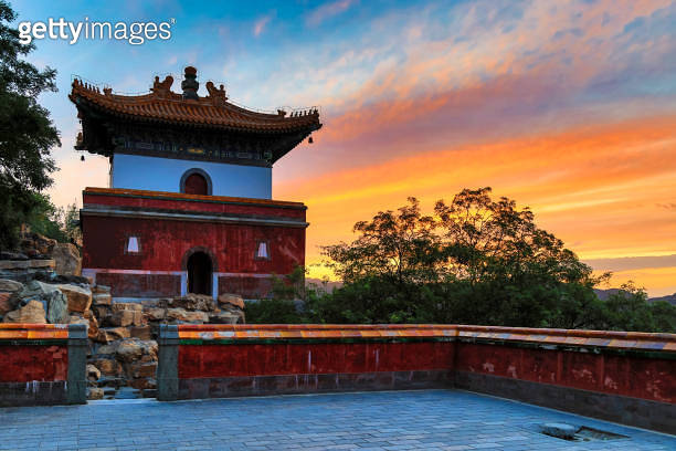 old Chinese building 이미지 (1492053470) - 게티이미지뱅크