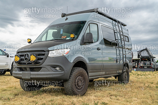 Storyteller Overland Stealth Mode, 4x4 camper van on Mercedes Sprinter ...