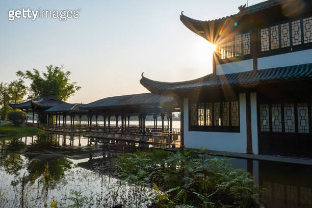 A pavilion by the lake，Beautiful Longshui Lake Wetland Park (1757953166 ...