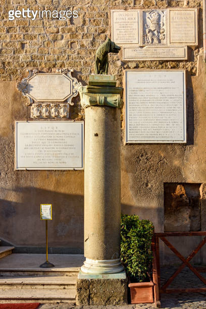 Capitoline Wolf (Lupa Capitolina) feeding Romulus and Remus (founders ...