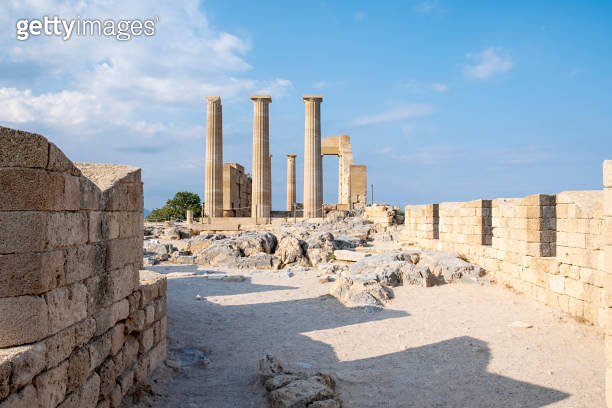 Temple of Athena from the Castle Walls of Lindos Acropolis 이미지 ...