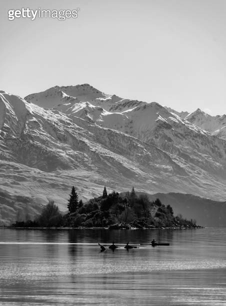 Ruby Island On Lake Wanaka, New Zealand 이미지 (1707678557) - 게티이미지뱅크
