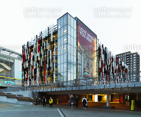 London Designer Outlet Shopping Mall, Wembley Stadium And Wembley Car ...