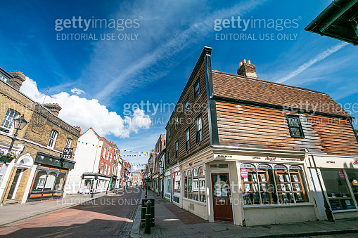 Rochester High Street in Kent, England 이미지 (1391169071) - 게티이미지뱅크
