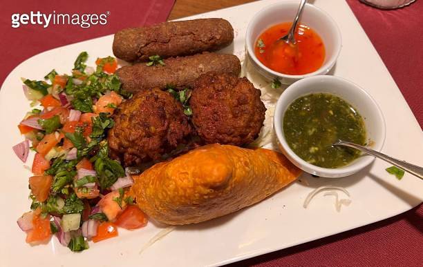food from Afghanistan - tomato salad Afghani tomatoes, red Onion ...