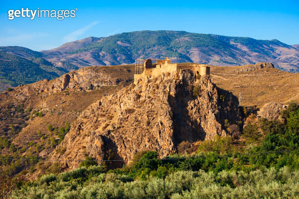 Lanjaron Castle in Alpujarras region in Spain 이미지 (1682015828) - 게티이미지뱅크