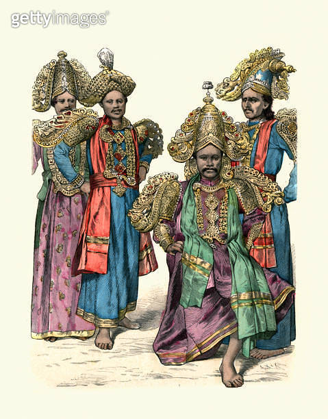 Traditional fashions costumes of Sri Lanka, Herald and actors of Jaffna ...