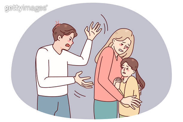 Woman protect child from aggressive husband 이미지 (1525313943) - 게티이미지뱅크
