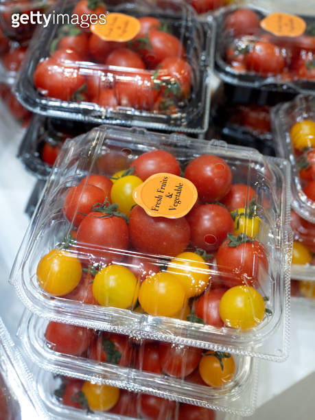 packed mini tomatoes 이미지 (1866252573) - 게티이미지뱅크