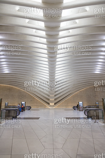 World Trade Center WTC train station Oculus modern architecture by ...