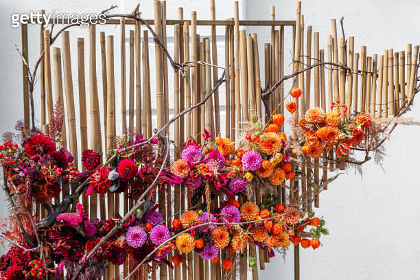 floral arrangement decoration 이미지 (1768623234) - 게티이미지뱅크