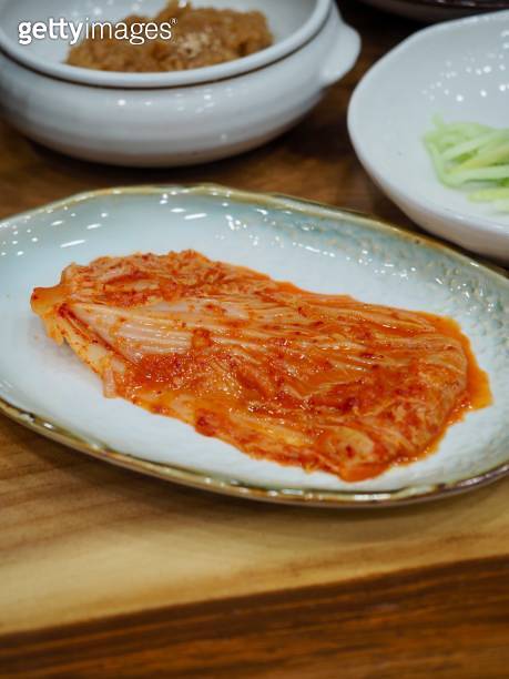 Korean food Kimchi, Muk Eun Ji Kimchi (1691781600) - 게티이미지뱅크