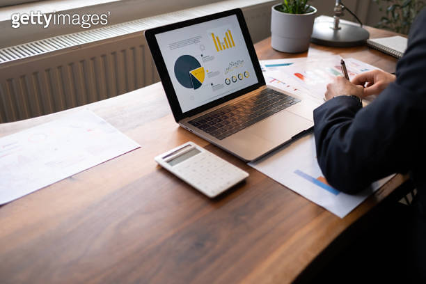 Technology is key to modern business 이미지 (1483116575) - 게티이미지뱅크