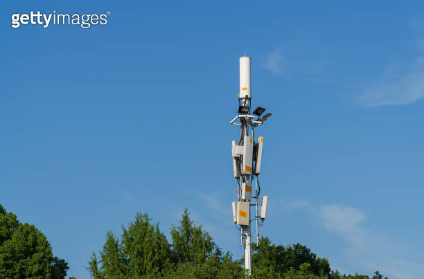 6G Telecommunications Base Station Tower 이미지 (1658735240) - 게티이미지뱅크