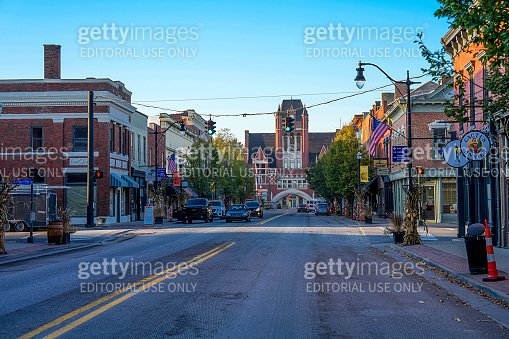 Brick building facades in downtown Bardstown Kentucky 이미지 (1873875552 ...
