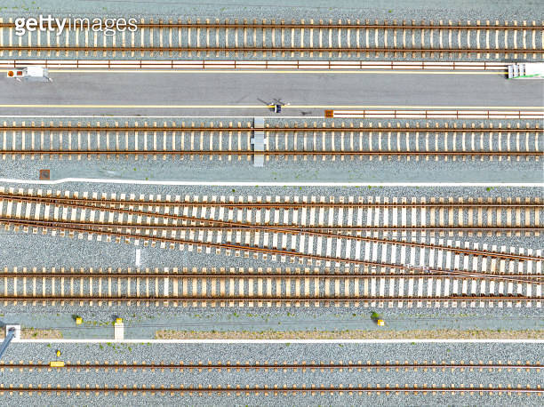 Railway yard without trains seen from above 이미지 (1592140946) - 게티이미지뱅크