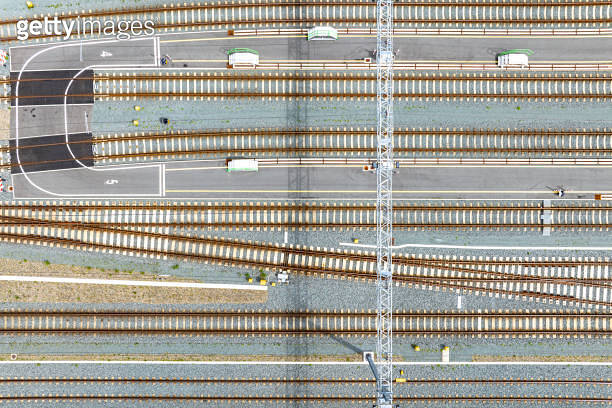 Railway yard without trains seen from above 이미지 (1592141519) - 게티이미지뱅크