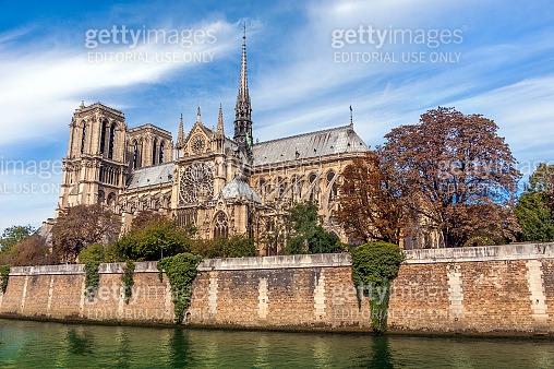 Medieval gothic cathedral of Notre Dame, Paris, France (1483062383 ...