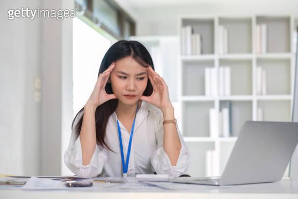 Puzzled confused asian woman thinking hard concerned about online ...
