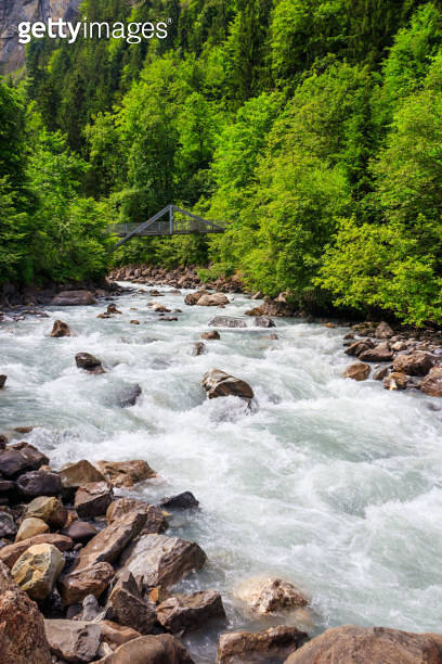 View of the Kander river in Switzerland 이미지 (1716628322) - 게티이미지뱅크