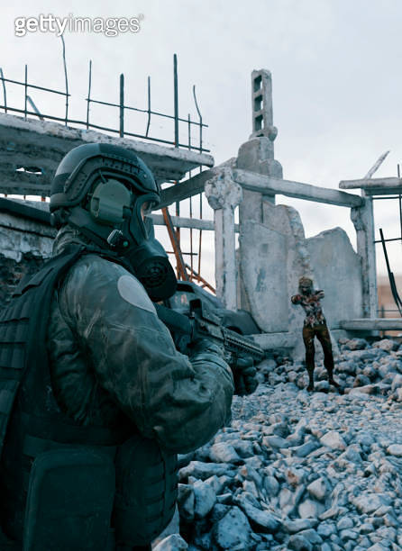 Soldier Battles Mutated Zombies in Post-Apocalyptic Wasteland 이미지 ...
