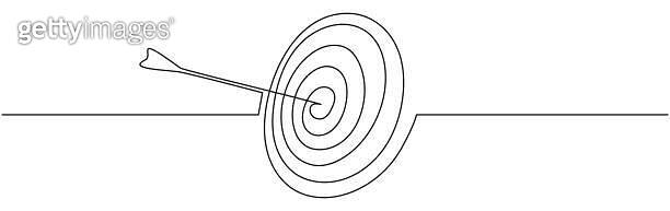 Target with arrow continuous one line drawing. (1601484443) - 게티이미지뱅크