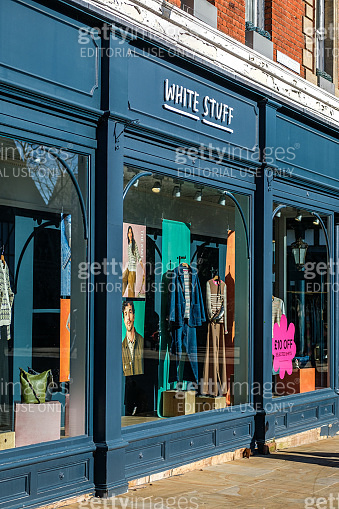 White Stuff High Street Fashion Retail Shop 이미지 (2009948559) - 게티이미지뱅크