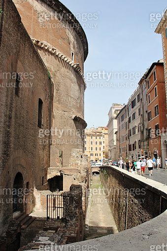 Pantheon Exterior in Rome, Italy with Ancient Basement (2158646236 ...