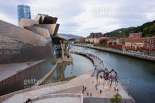 Guggenheim Bilbao museum, Bilbao, Spain, travel destinations 이미지 ...