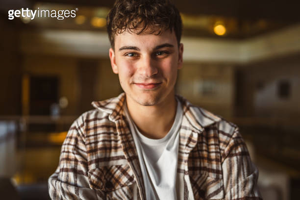 Portrait of young caucasian man stand and smile indoor 이미지 (2157488234 ...