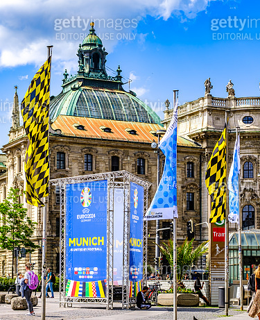 banner for the uefa european football match in munich (2157541177) - 게티 ...