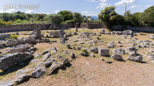 Neolithic necropolis of Li Muri Arzachena - the oldest site in the ...