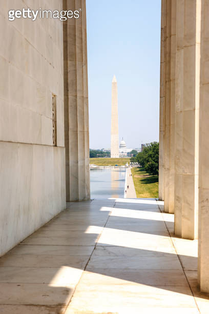 Light and shadow play at Lincoln Memorial with Washington Monument view ...