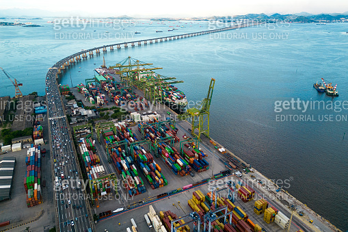 Aerial View of Containers at the Rio de Janeiro Port 이미지 (2102874845 ...