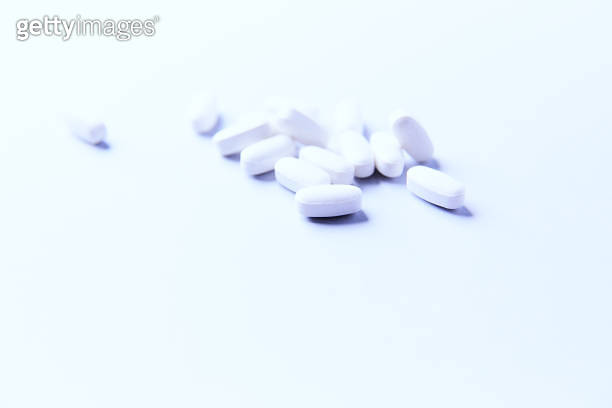 Amino acids tablets. Nutrition for bodybuilding. Fitness supplements on ...