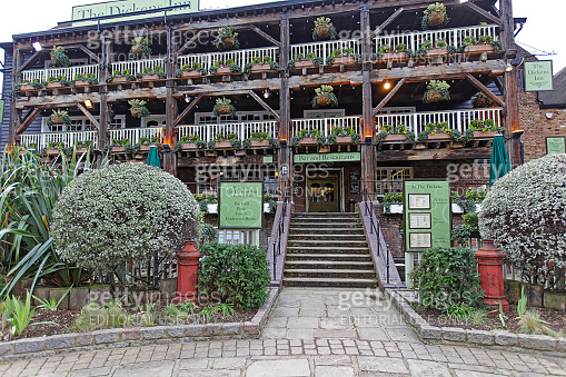 Dickens Inn Bar Restaurant 이미지 (2022871072) - 게티이미지뱅크