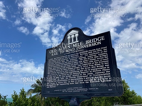 Old Seven Mile Bridge interpretive road sign at Overseas Highway ...