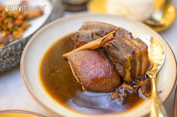 Close-up southern thai food Mhoo-hong (Red Braised Pork Belly) famaus ...