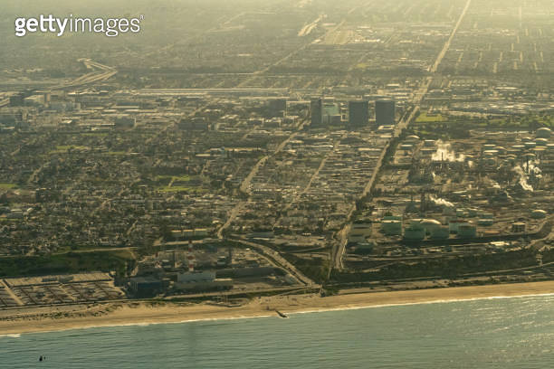 Aerial view of the El Segundo area of Greater Los Angeles 이미지 ...