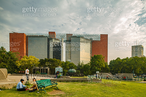 The towering LIC Jeevan Bharati Bhawan in Connaught Place 이미지 ...