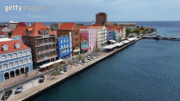 Downtown Punda At Otrobanda In Willemstad Curacao. (2151735020) - 게티이미지뱅크