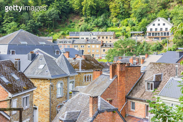 View over rooftops in the old center of La Roche-en-Ardenne 이미지 ...
