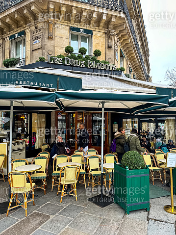 Les Deux Magots in Paris 이미지 (2147711445) - 게티이미지뱅크