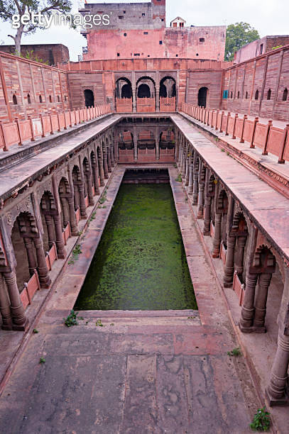 Royal (Dholpur) Bawdi (stepwell), behind Shri Mahadev Nihaleshwar ...
