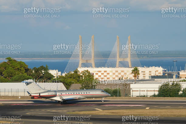 TAP Air Portugal Airbus A321-251N passenger plane take off in Humberto ...
